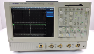 Tektronix TDS5104B - Paragon Test Equipment